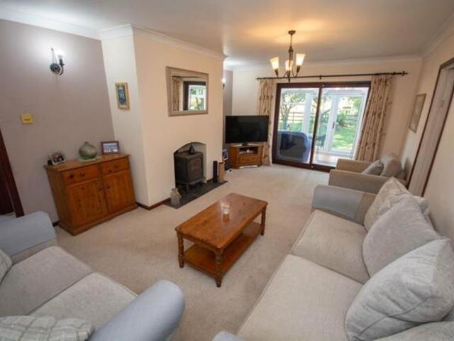 For Sale 4 Bedroom Bungalow Warwickshire Warwickshire DLS98404559