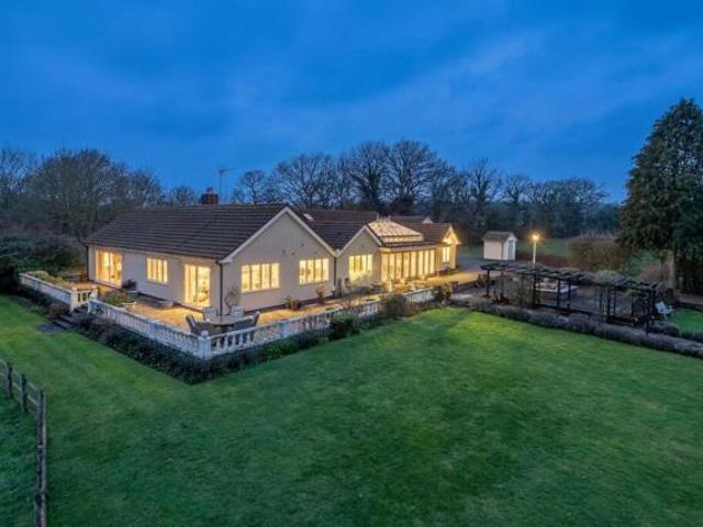 For Sale 4 Bedroom Bungalow Warwickshire Warwickshire DS99277706