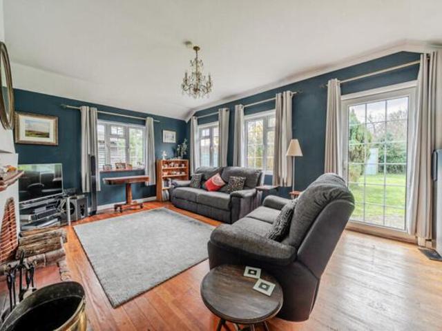 For Sale 4 Bedroom Bungalow Yateley Hampshire DLS100398267
