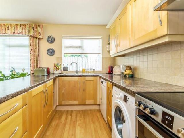 For Sale 4 Bedroom House Coulsdon Greater London DS101996224