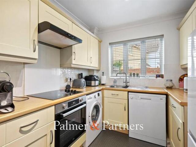 For Sale 4 Bedroom House Colchester Essex DLS100426469