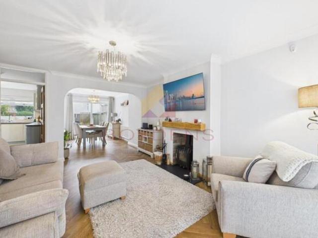 For Sale 4 Bedroom House Colchester Essex DS99130041