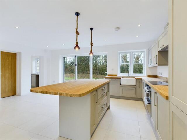 For Sale 4 Bedroom House Cornwell Oxfordshire DLS101231777