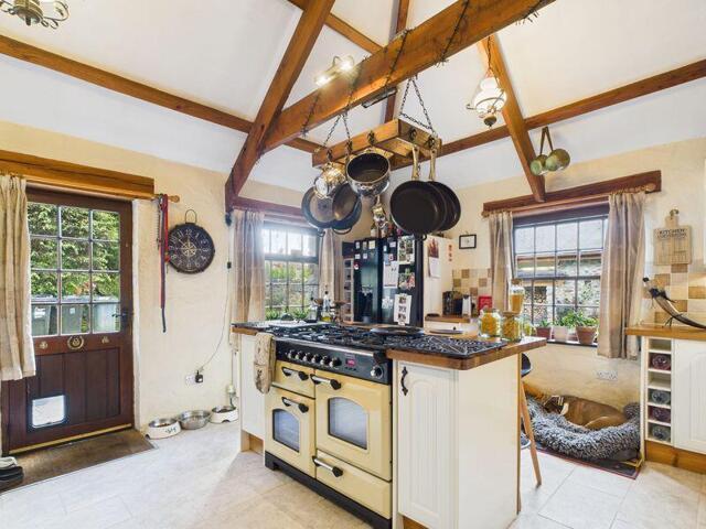 For Sale 4 Bedroom House Cornwell Oxfordshire DLS98864542
