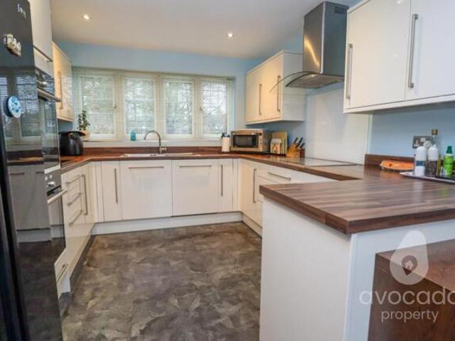For Sale 4 Bedroom House Camberley Surrey DLS98477607
