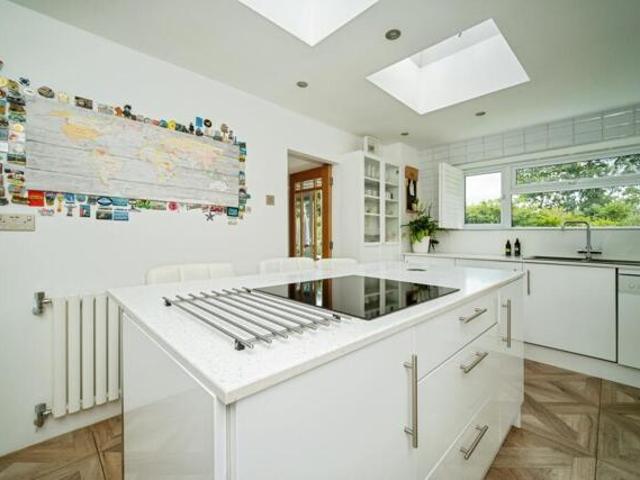 For Sale 4 Bedroom House Camberley Surrey DLS100541232