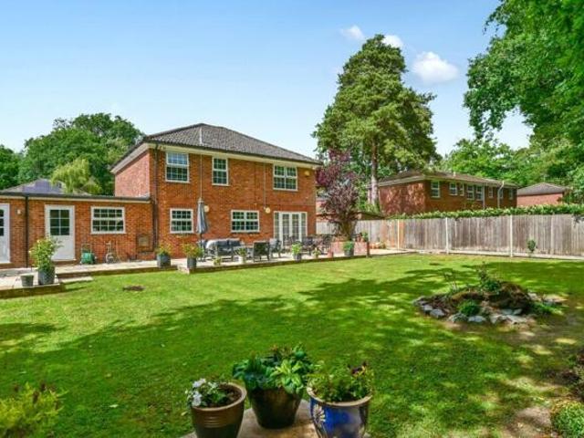 For Sale 4 Bedroom House Camberley Surrey DLS101676055