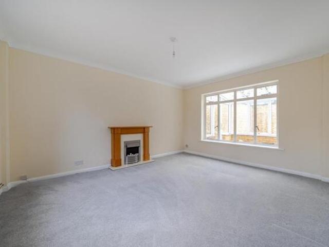 For Sale 4 Bedroom House Camberley Surrey DLS101168582