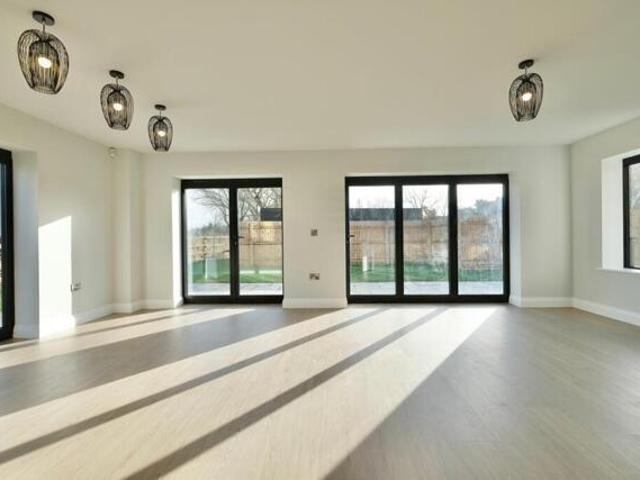 For Sale 4 Bedroom House Cambridgeshire Cambridgeshire DLS101676187