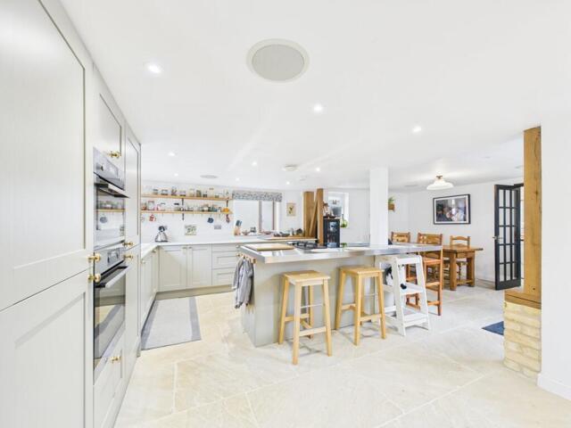 For Sale 4 Bedroom House Cambridgeshire Cambridgeshire DS99808752