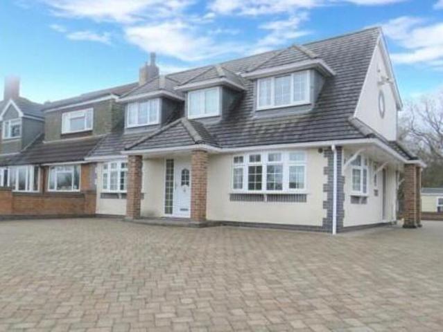 For Sale 4 Bedroom House Cannock Staffordshire DS100366320