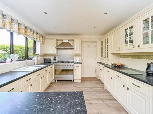 For Sale 4 Bedroom House Cannock Staffordshire DS100855049