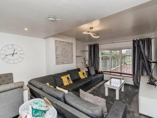 For Sale 4 Bedroom House Cannock Staffordshire DS101379085