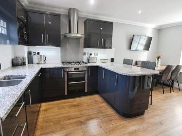 For Sale 4 Bedroom House Cannock Staffordshire DS99688503