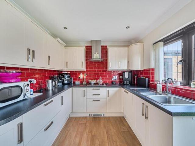 For Sale 4 Bedroom House Canvey Island Essex DS98386715