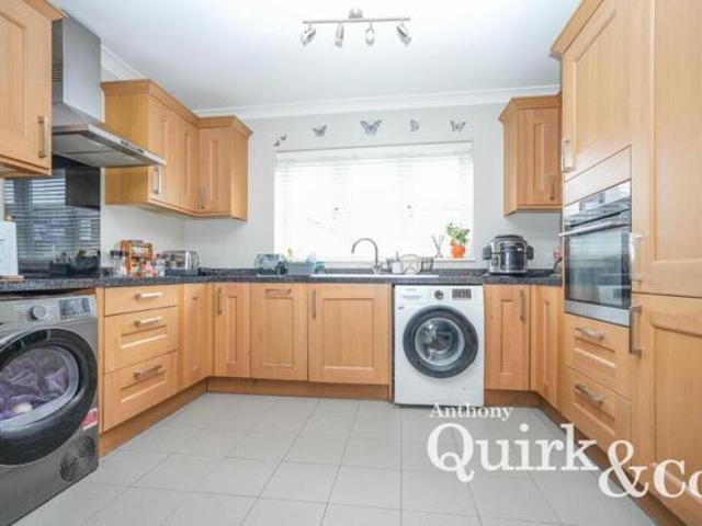For Sale 4 Bedroom House Canvey Island Essex DS98801102