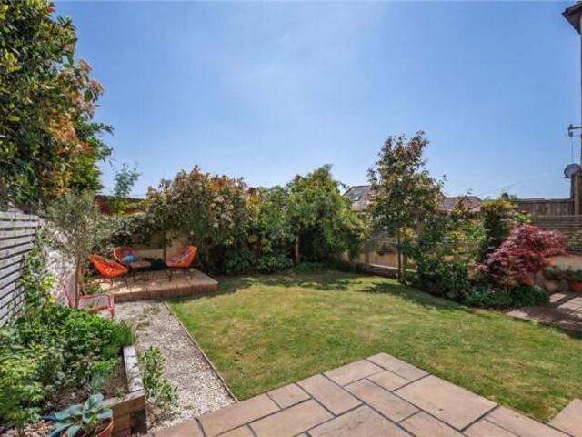 For Sale 4 Bedroom House Cardiff Cardiff DLS98649376
