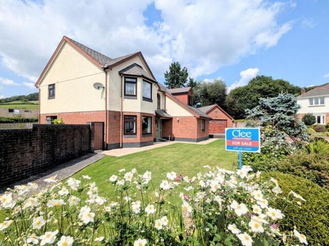 For Sale 4 Bedroom House Carmarthen Carmarthenshire DLS100614794