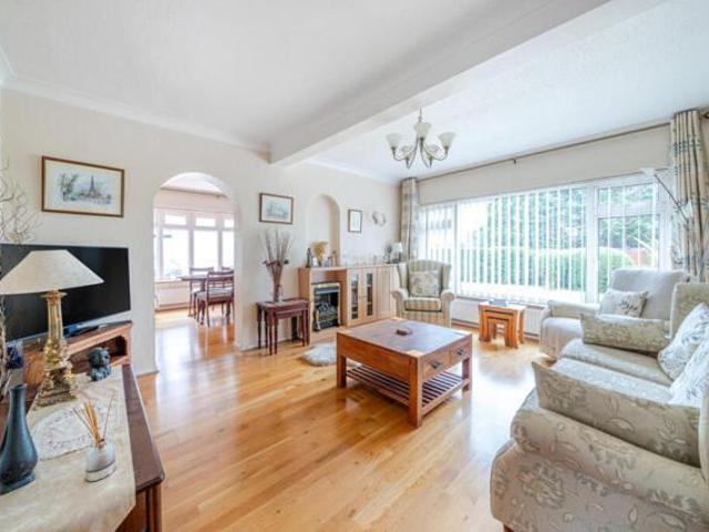 For Sale 4 Bedroom House Chalfont St. Peter Buckinghamshire DLS99277722