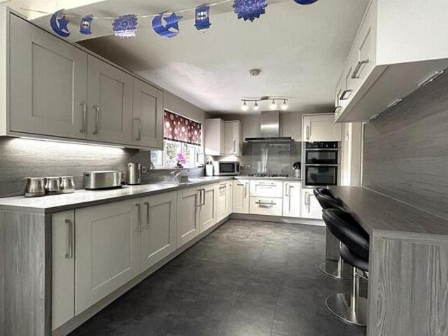 For Sale 4 Bedroom House Cheadle Greater Manchester DLS99608185