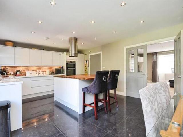 For Sale 4 Bedroom House Chelmsford Essex DLS98930280