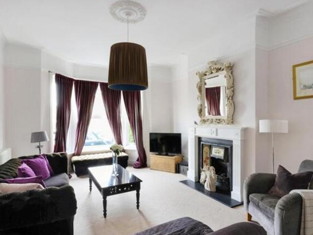 For Sale 4 Bedroom House Cheltenham Gloucestershire DLS100649285