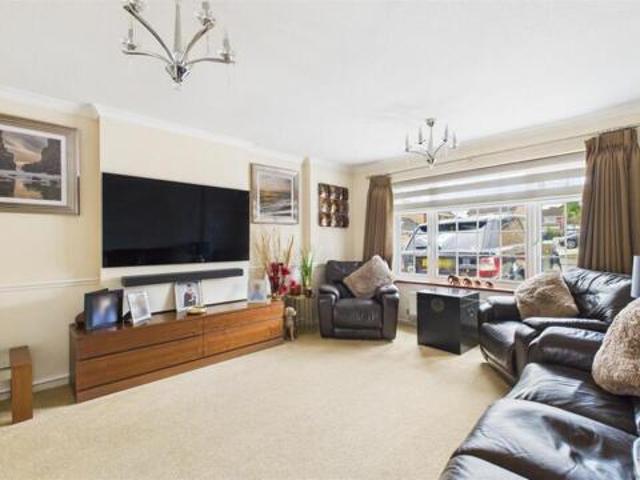 For Sale 4 Bedroom House Cheshunt Great London DS100058210