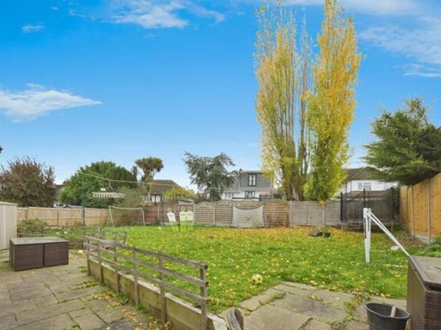 For Sale 4 Bedroom House Cheshunt Great London DS99054669
