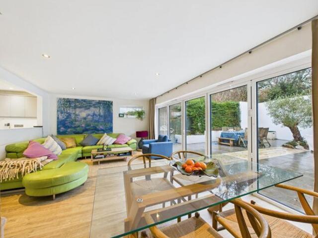 For Sale 4 Bedroom House Chesham Buckinghamshire DLS98864561