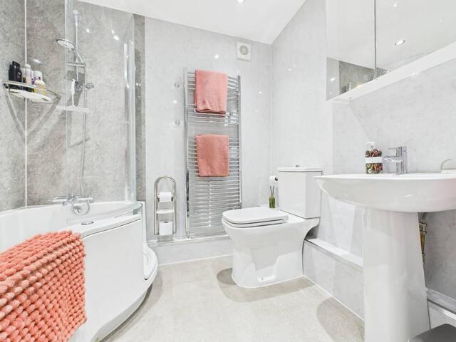 For Sale 4 Bedroom House Chesham Buckinghamshire DLS98930040