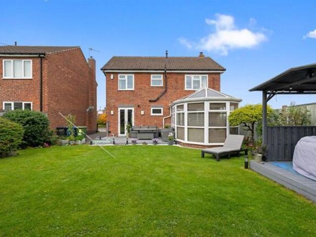 For Sale 4 Bedroom House Chesterfield Derbyshire DS100987757