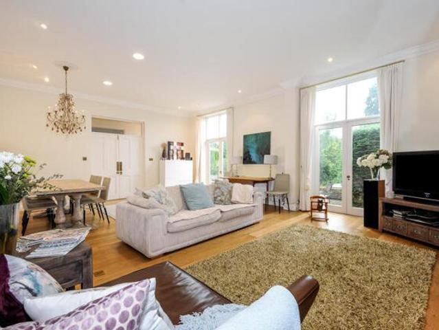 For Sale 4 Bedroom House Chertsey Surrey DLS101199816