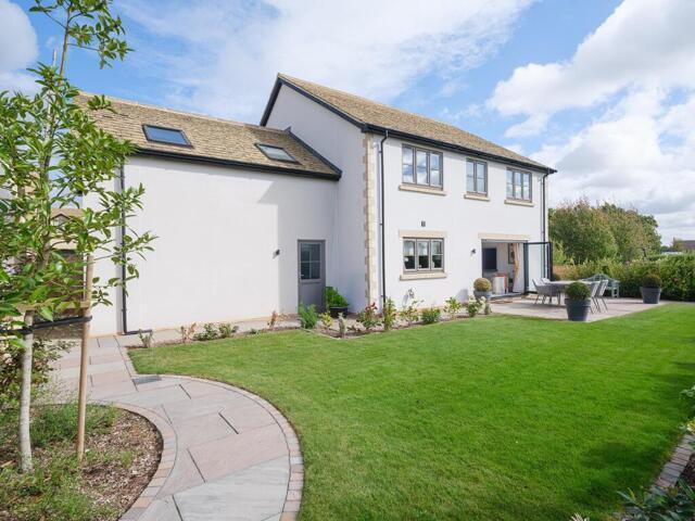 For Sale 4 Bedroom House Chippenham Wiltshire DS101996169