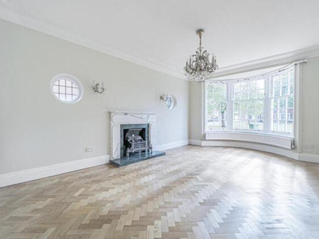 For Sale 4 Bedroom House City Centre City Centre DS98503639
