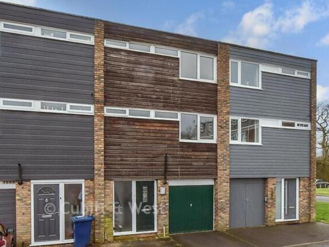 For Sale 4 Bedroom House Cranleigh Surrey DS99688712