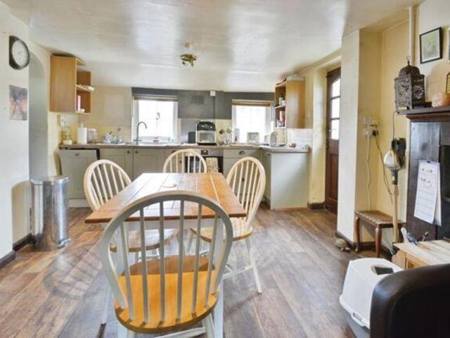 For Sale 4 Bedroom House Cricklade Wiltshire DS99203982