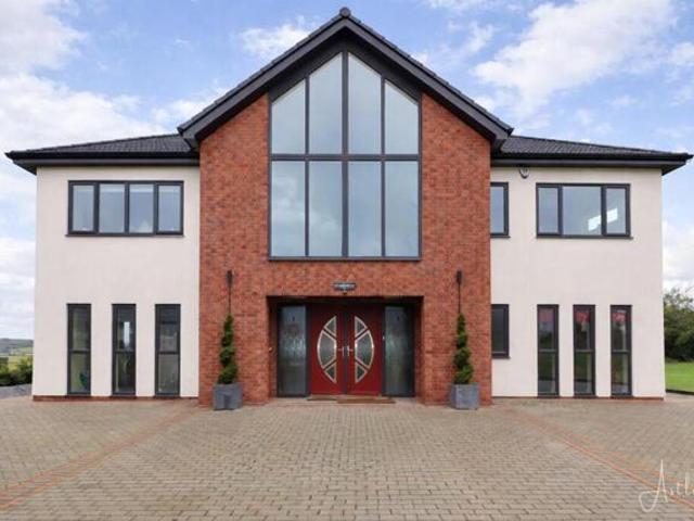 For Sale 4 Bedroom House Crofty Crofty DLS101025458