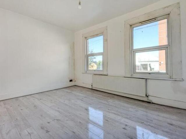 For Sale 4 Bedroom House Croydon Greater London DLS100024011