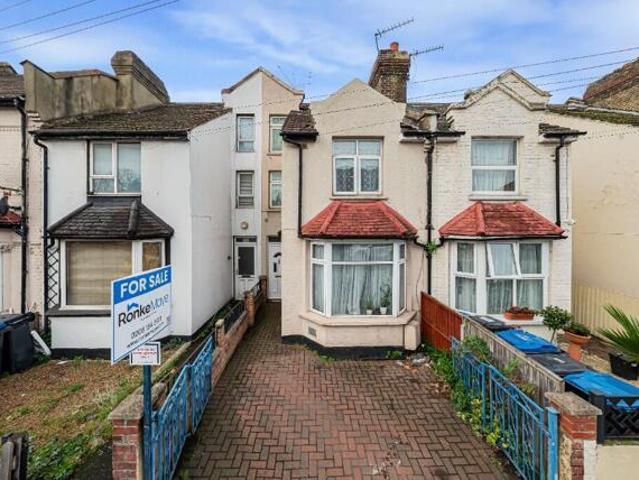 For Sale 4 Bedroom House Croydon Greater London DLS100366189