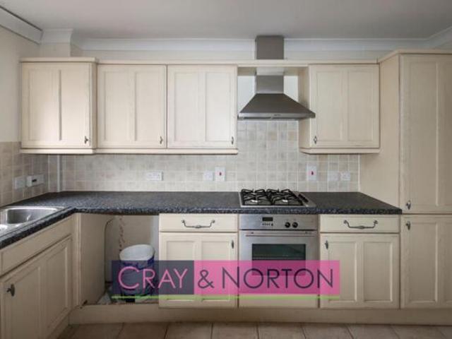 For Sale 4 Bedroom House Croydon Greater London DLS101796970