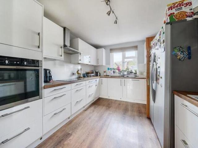 For Sale 4 Bedroom House Andover Hampshire DLS100987769