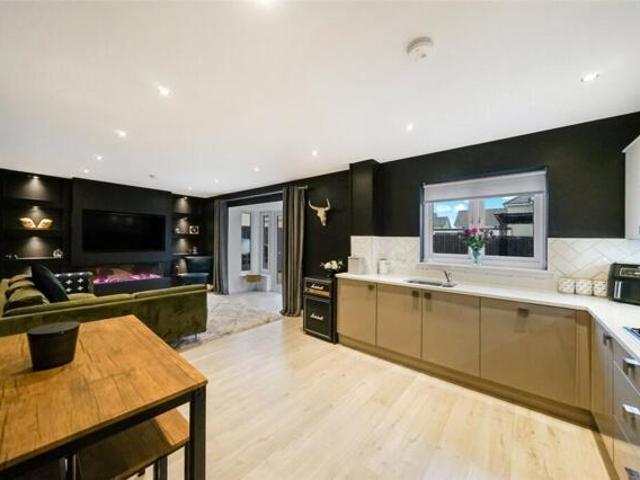 For Sale 4 Bedroom House Alloa Clackmannanshire DS99895599