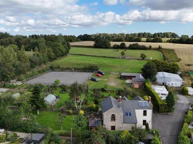 For Sale 4 Bedroom House Apperknowle Apperknowle DS101060050