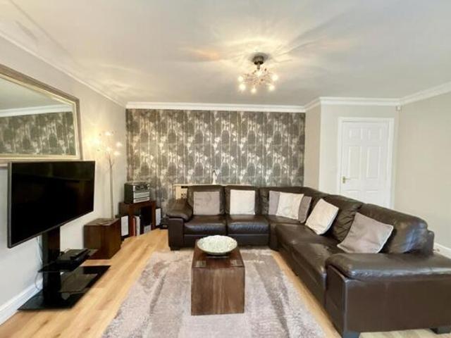 For Sale 4 Bedroom House Aston Rotherham DS99236925