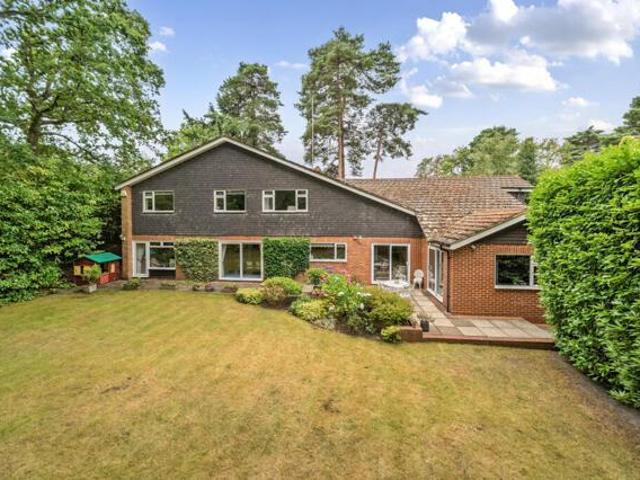 For Sale 4 Bedroom House Ascot Windsor And Maidenhead DLS99029328