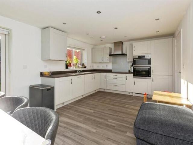 For Sale 4 Bedroom House Aylesbury Buckinghamshire DLS98864826