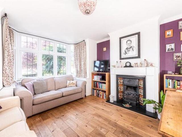 For Sale 4 Bedroom House Aylesbury Buckinghamshire DLS99054699