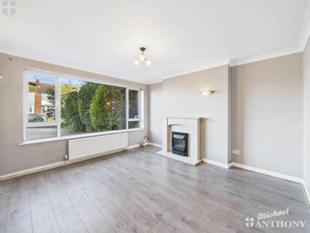 For Sale 4 Bedroom House Aylesbury Buckinghamshire DLS100648647
