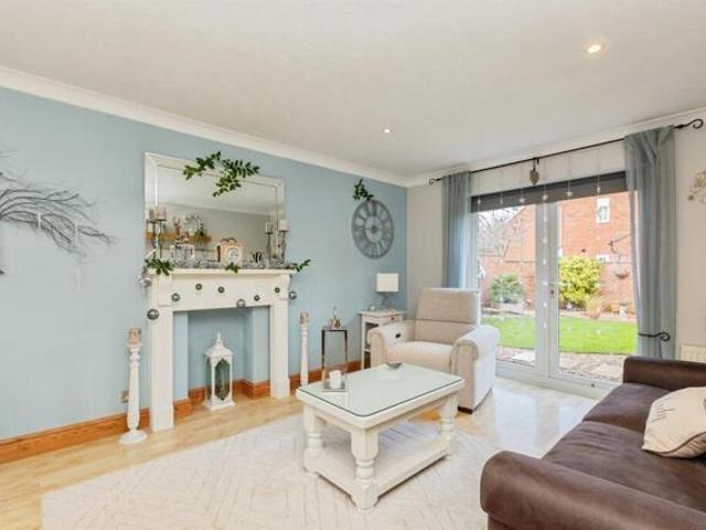 For Sale 4 Bedroom House Aylesbury Buckinghamshire DS99092386