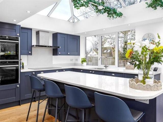 For Sale 4 Bedroom House Aylesbury Buckinghamshire DS99641774